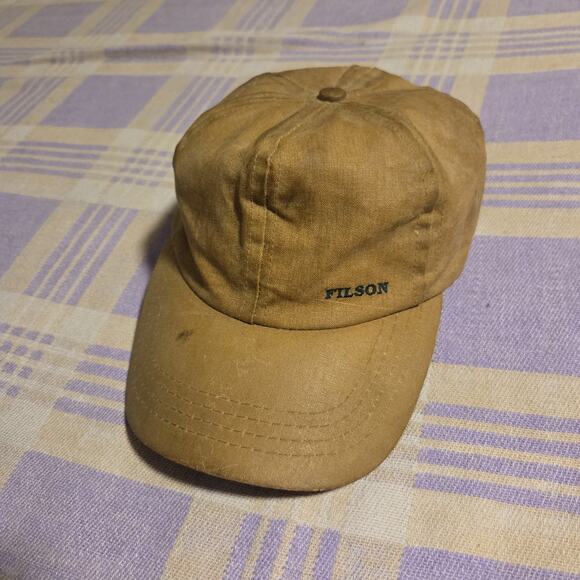 Filson | Accessories | Vintage Cc Filson Waxed Canvas Hat Cap Oil Tin ...
